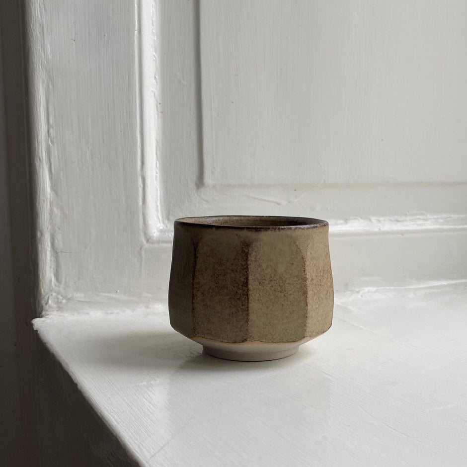 Handmade Ceramic Bowls | Unique Bowls in All Sizes | YŌNOBI